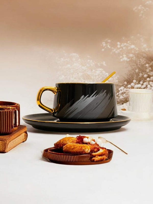 Buy Opulence Noir coffee cup Online | Mirana Decoor